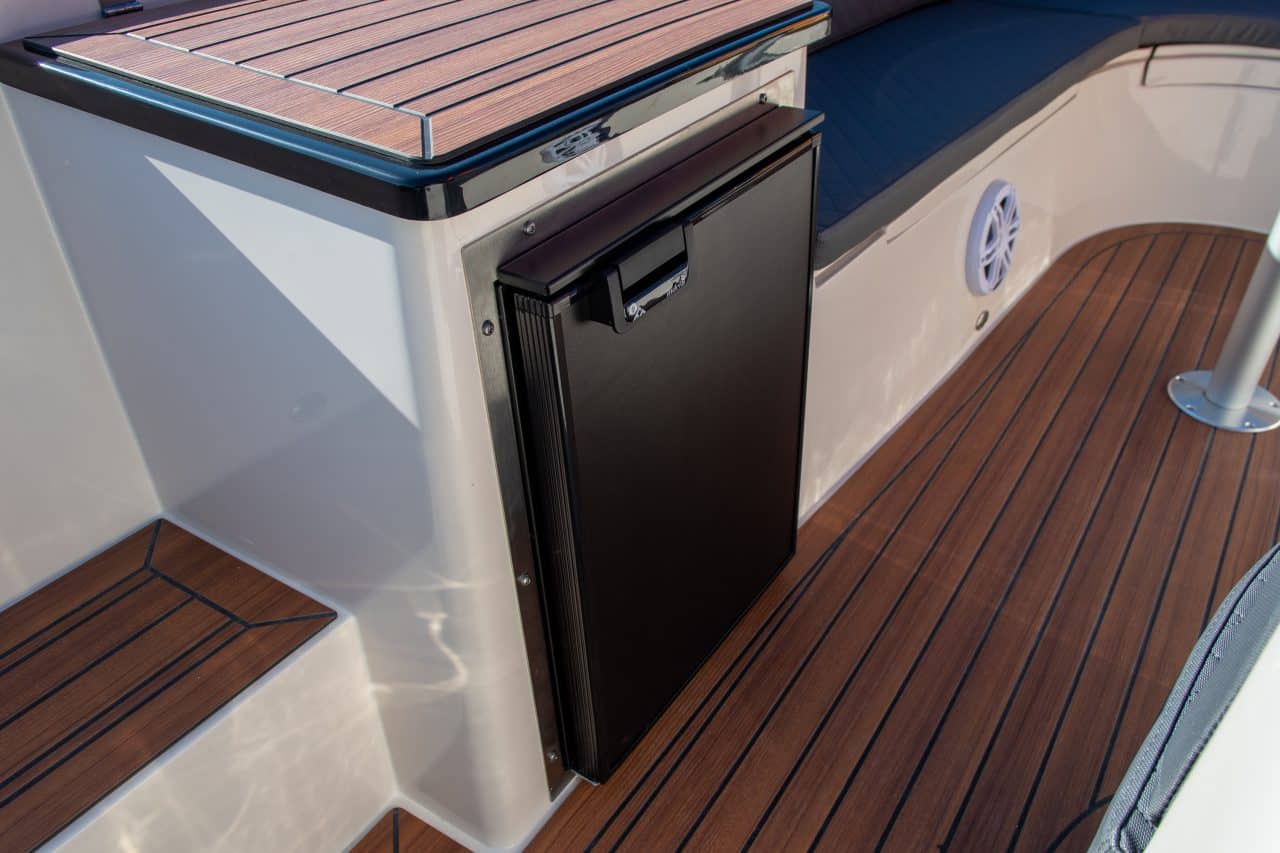 Clever Boats Modellen - AVR Watersport